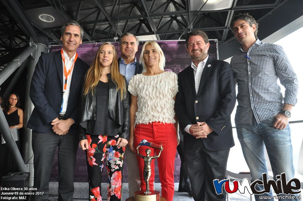 Entel Maratón de Santiago realiza reconocimiento a la gran Erika ...