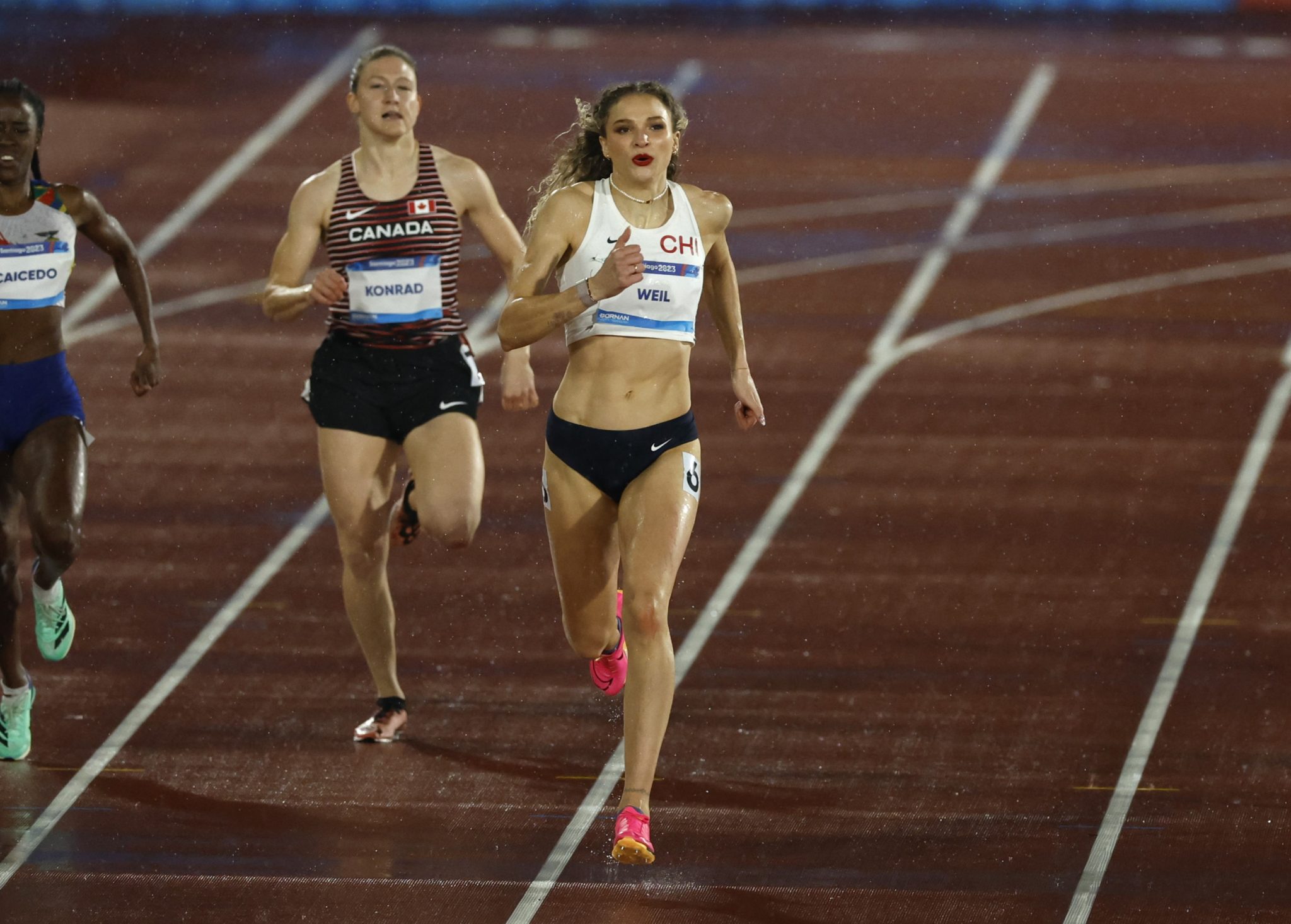 Martina Weil rompe récord nacional en los 400 metros planos - Runchile.cl