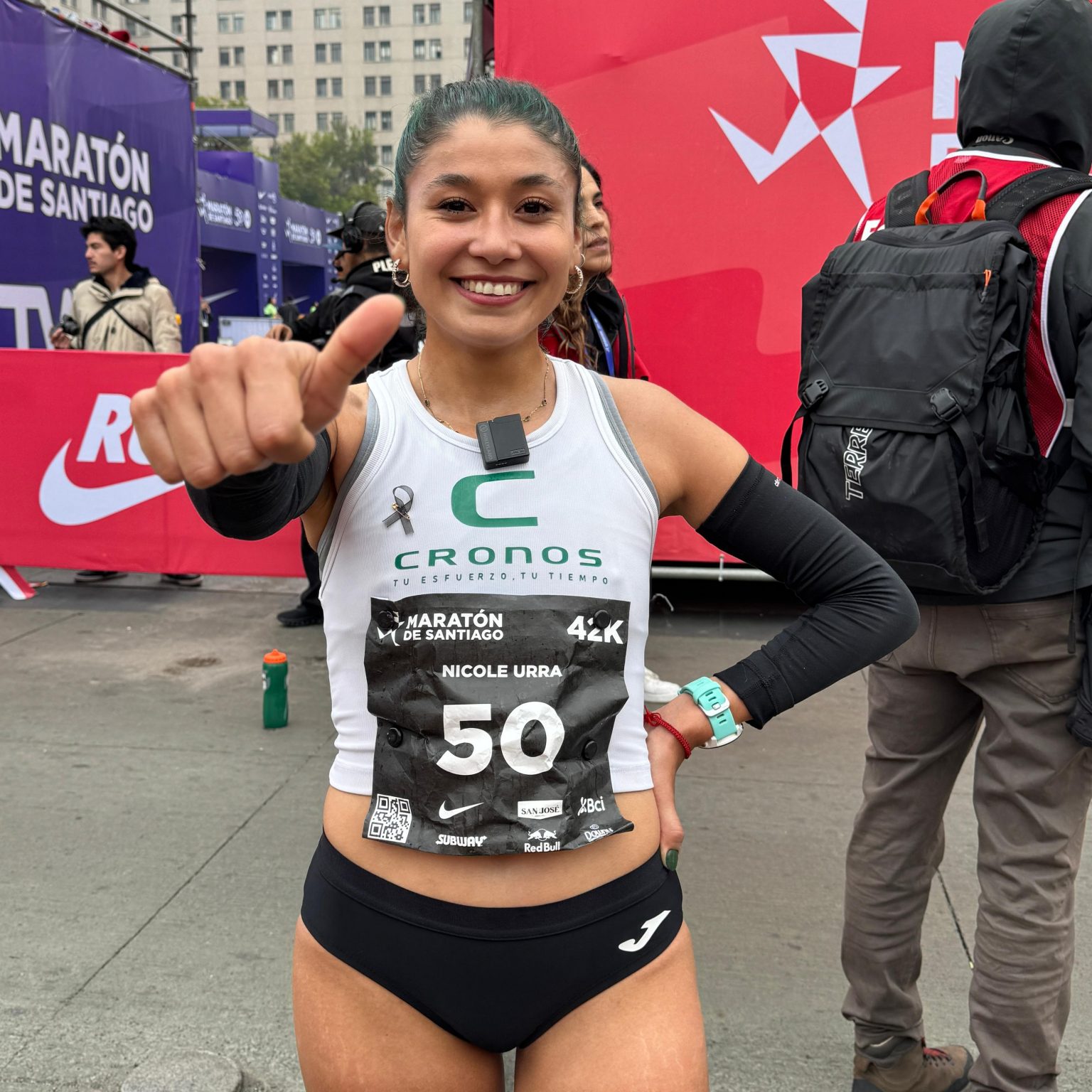 ¡Un histórico Carlos Díaz gana el Maratón de Santiago 2025! - Runchile.cl